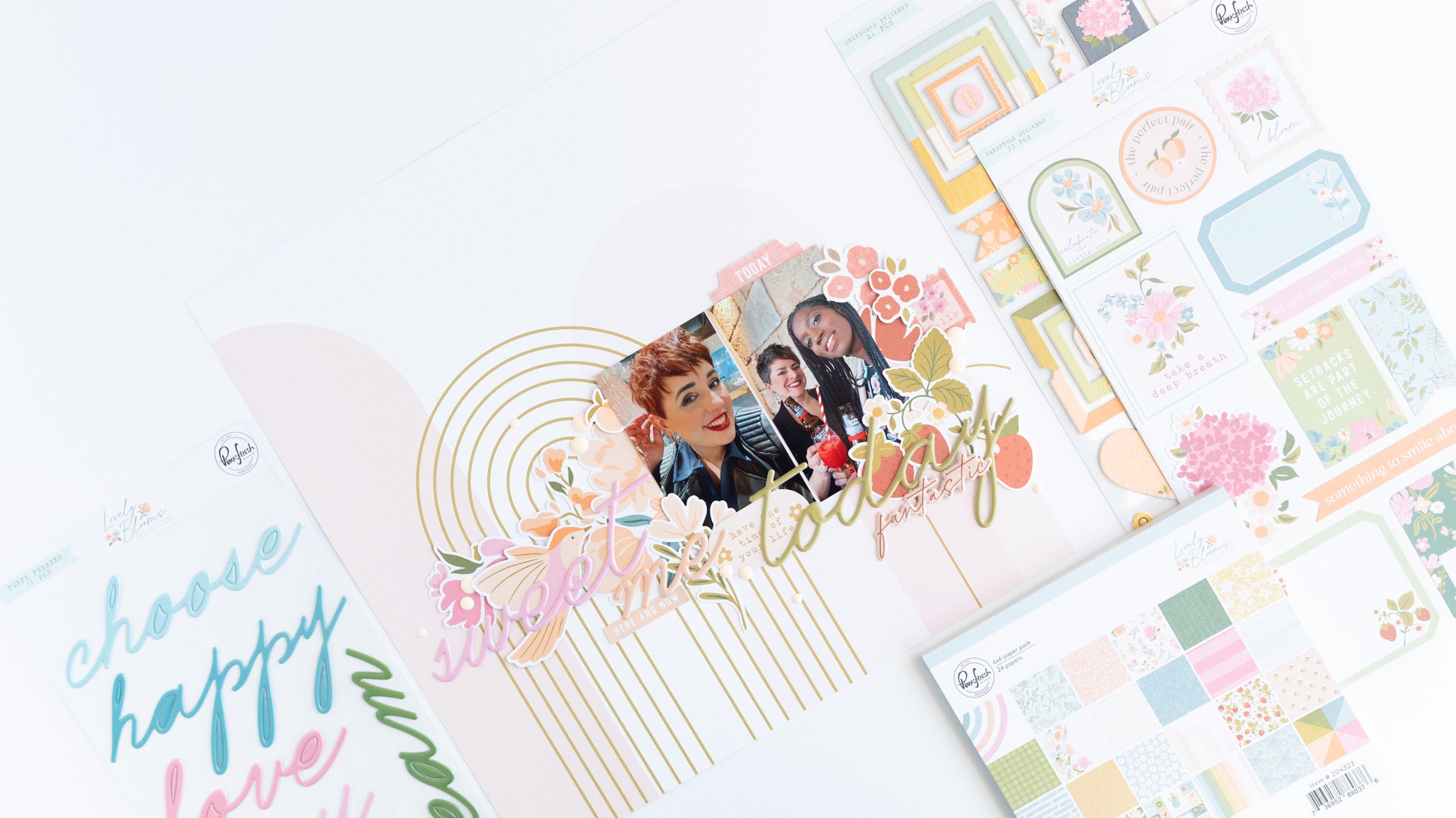 Lovely Blooms Layout | Violeta Scrap – Pinkfresh Studio