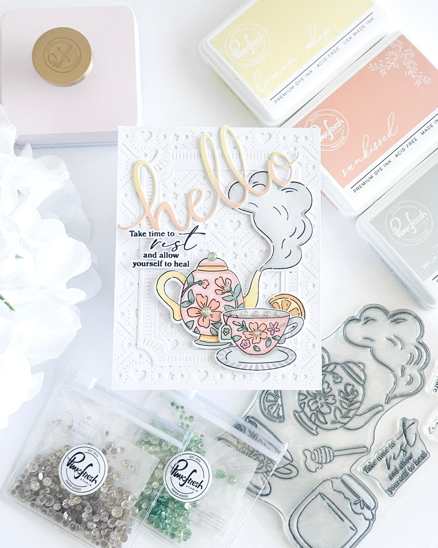 Essentials: Notched Corner Frame die – Pinkfresh Studio